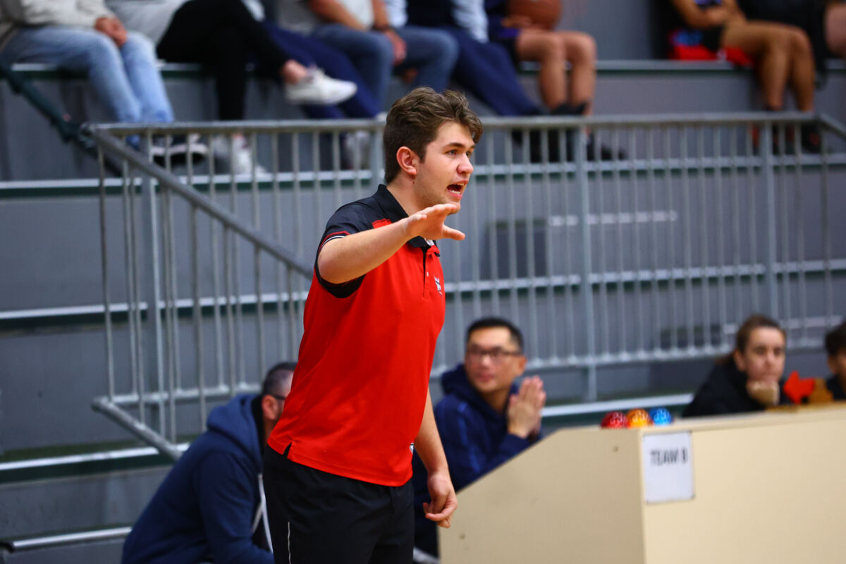 COACHING COURSES - Hills Hornets Basketball Association Ltd